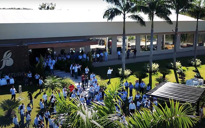 Bom Futuro | About Us